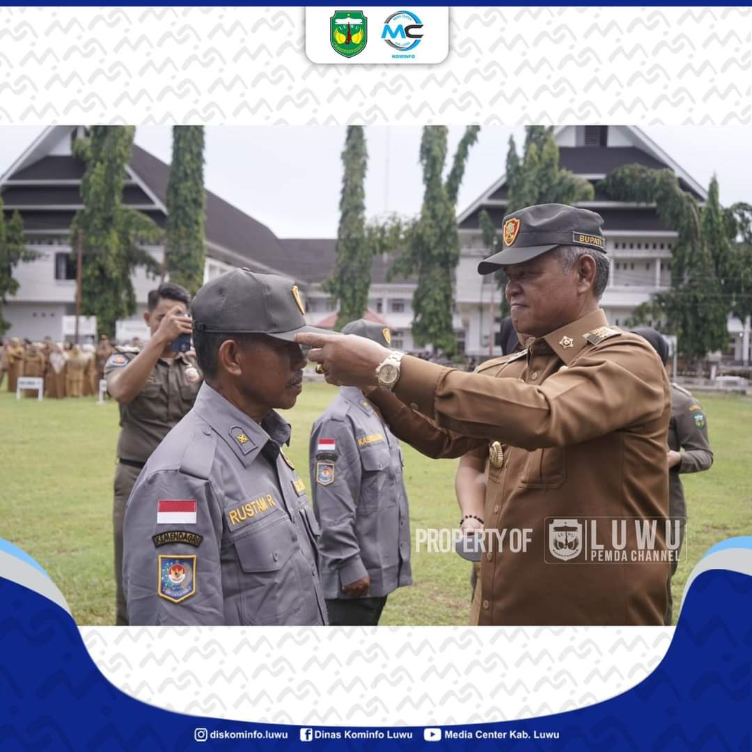 Bertugas Membantu Pengamanan TPS, Satlinmas Terima Atribut dan Seragam ...
