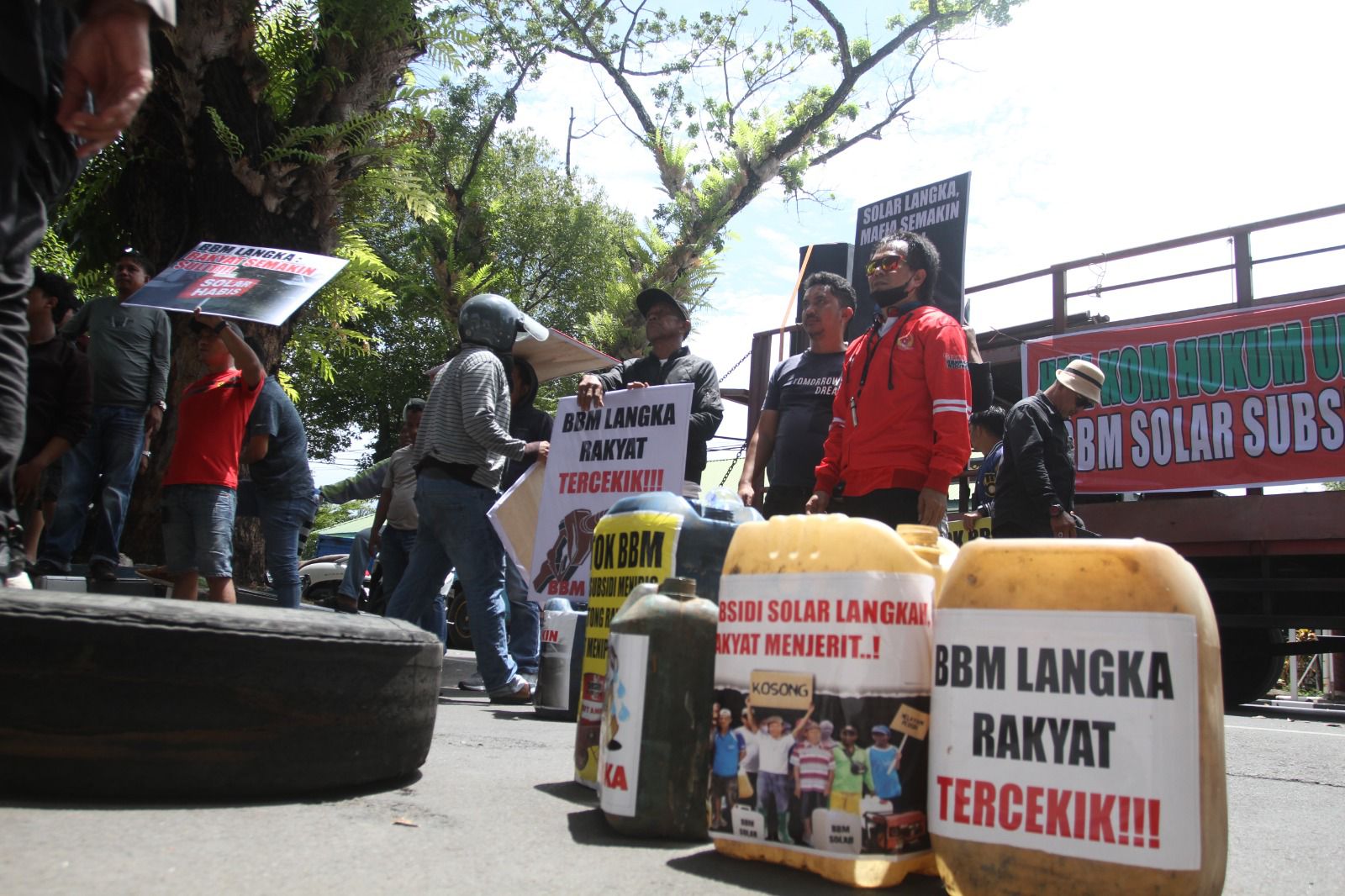 Dugaan Mafia BBM, HMI - Masyarakat Seruduk Pertamina Wilayah VII dan ...